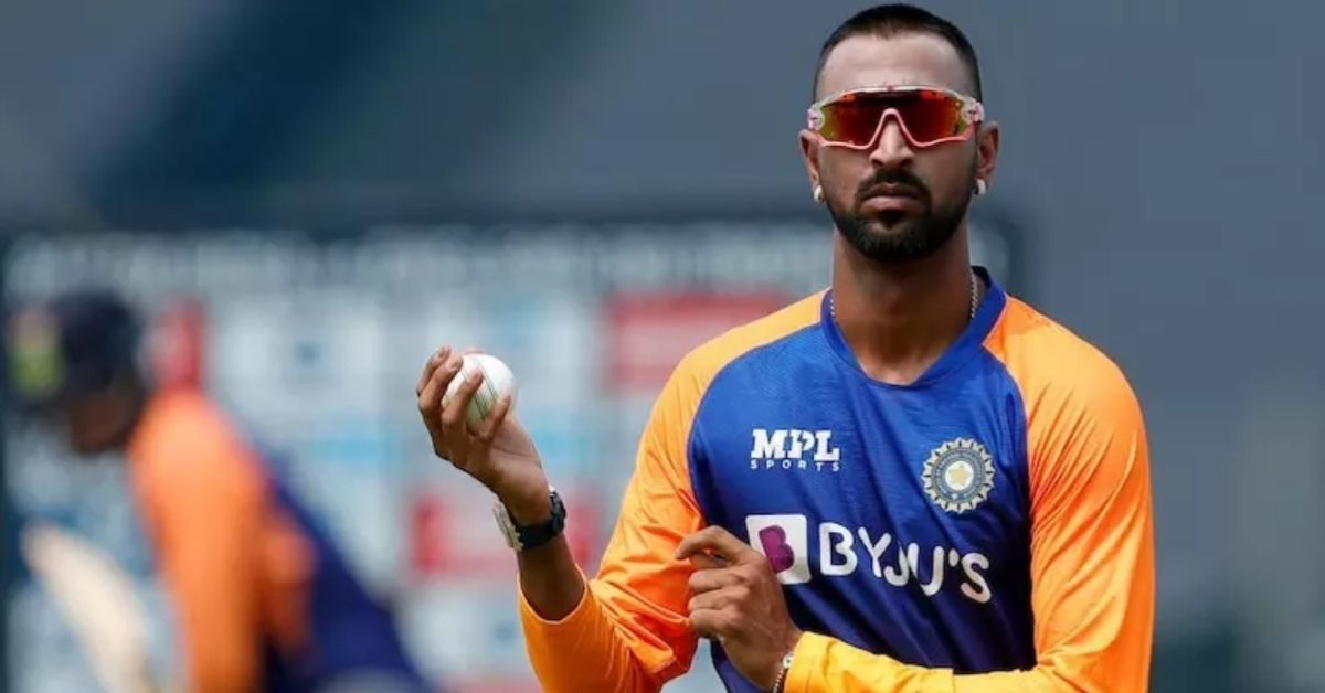Krunal Pandya has an emotional moment after scoring a fifty on debut