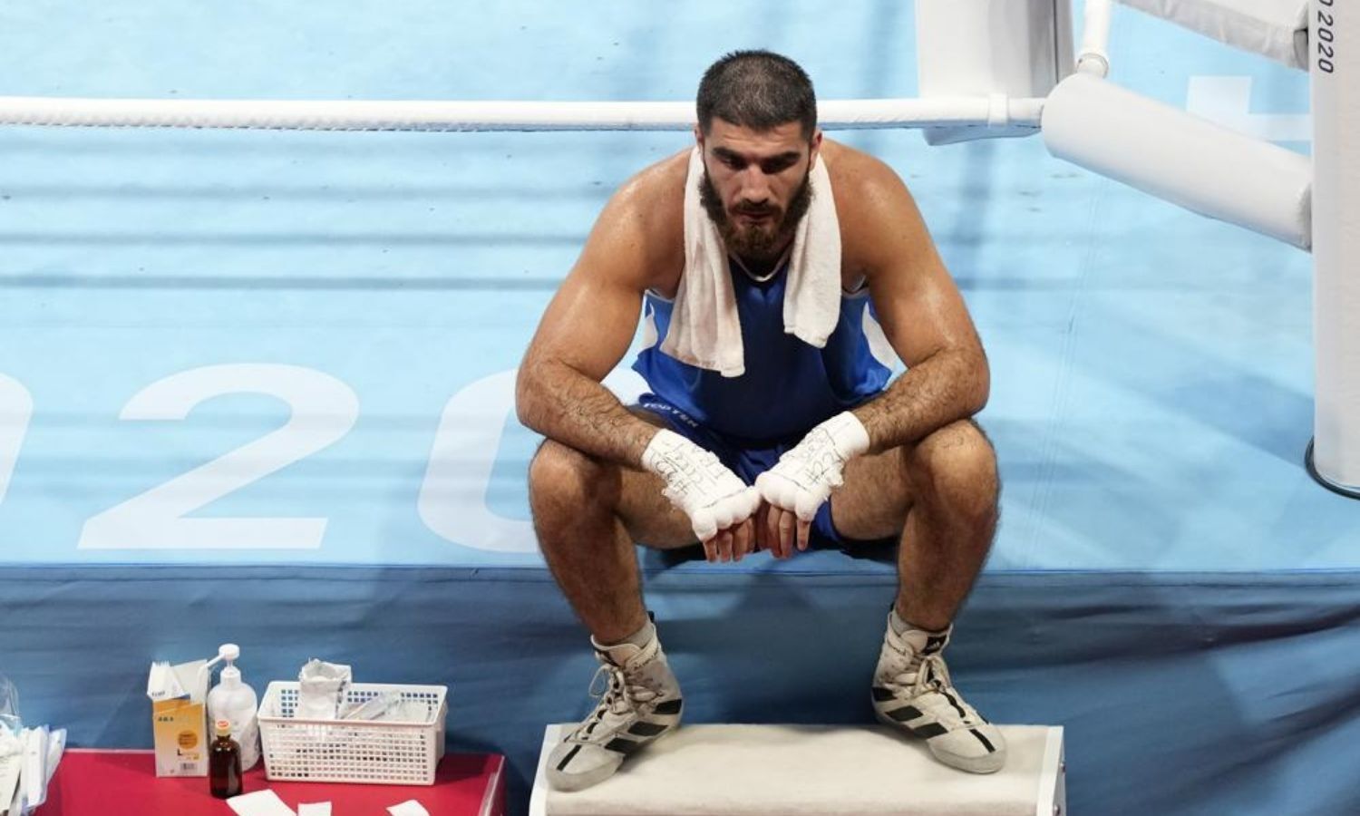 French boxer protests on Olympic rings after being disqualified