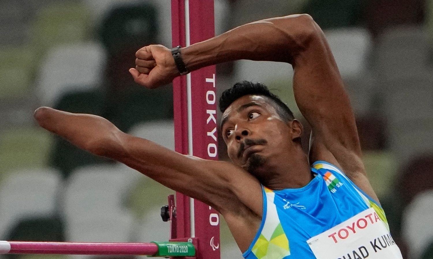 Met accident at the age of 8, Nishad Kumar overcomes challenges and ...