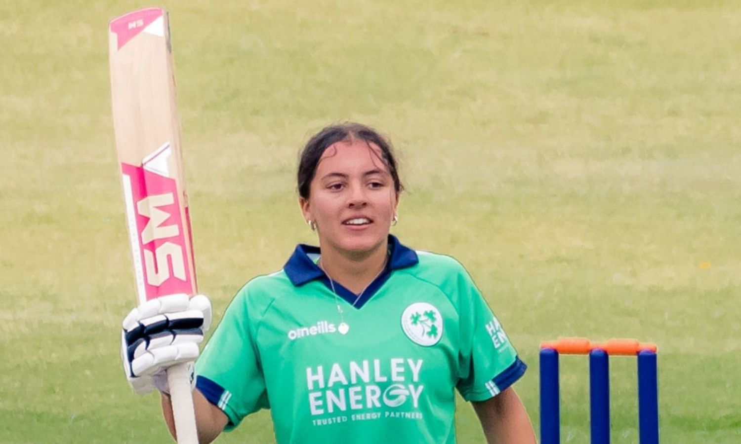 Ireland's Amy Hunter becomes the world's youngest ODI centurion