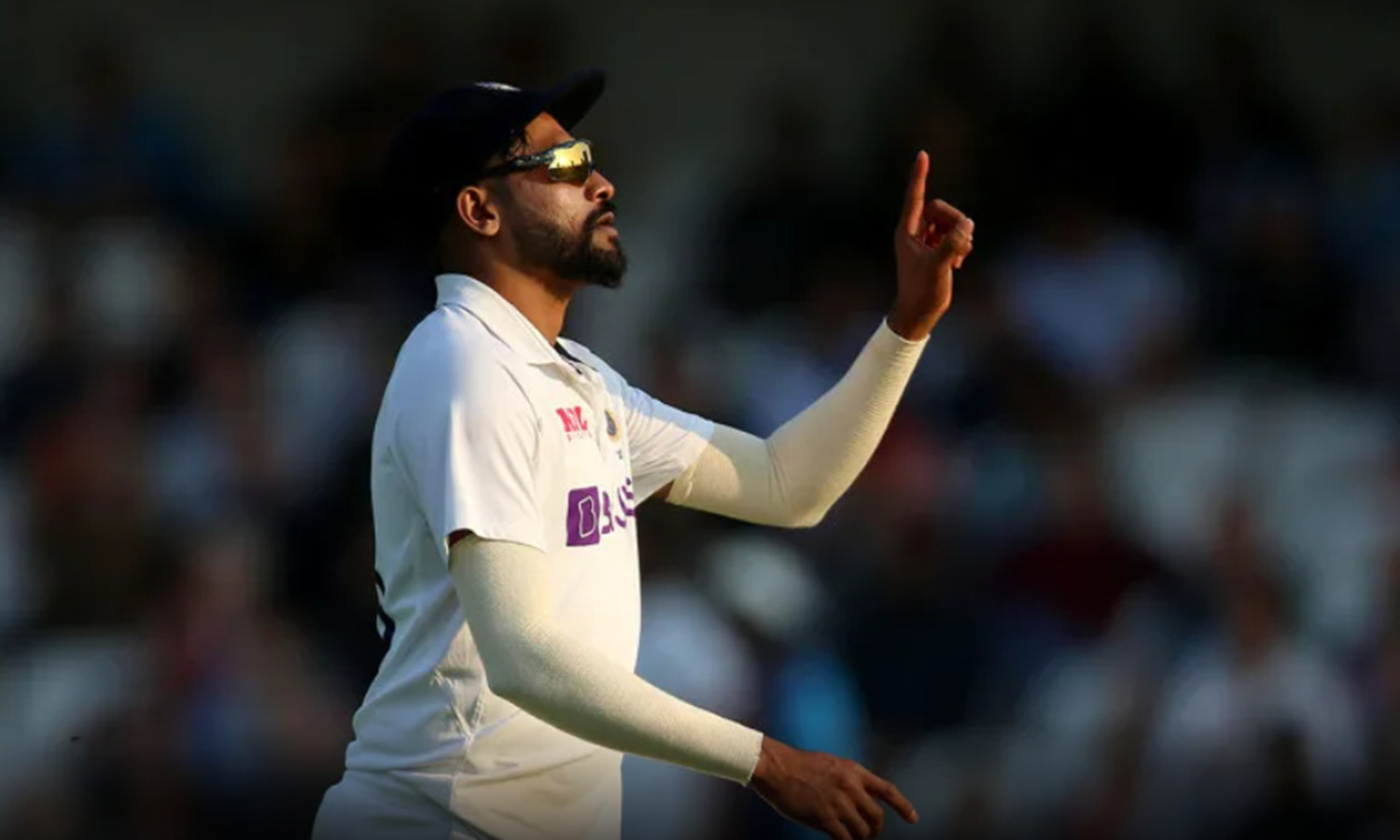 'India, not RCB': Mohammed Siraj's gesture to crowd wins hearts: Watch