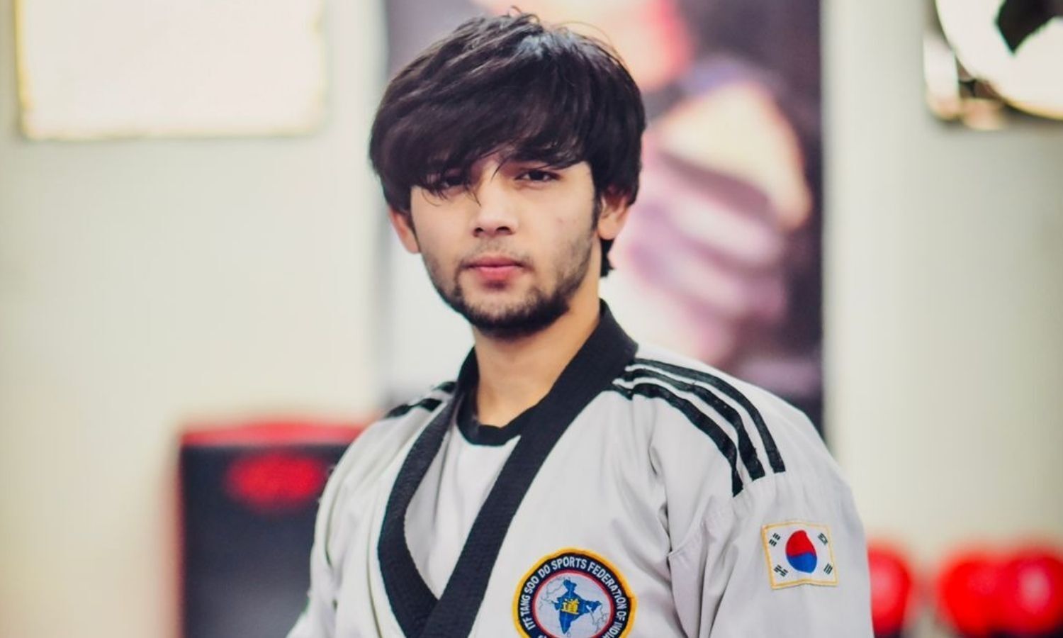 Delhi's Chinmay Sharma breaks World Record for most backward lunges in ...