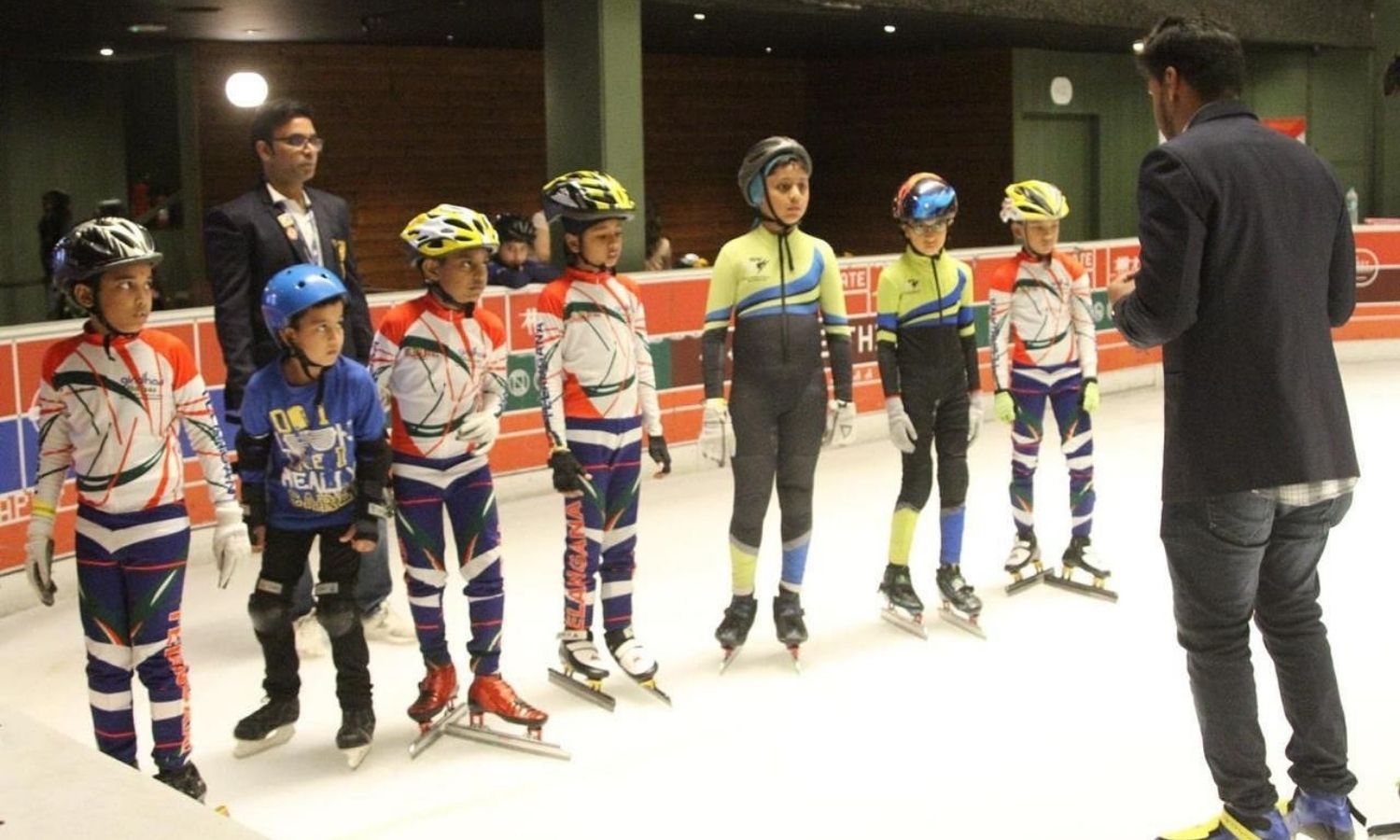 More than 100 speed skaters took part in XVII National Speed Skating ...