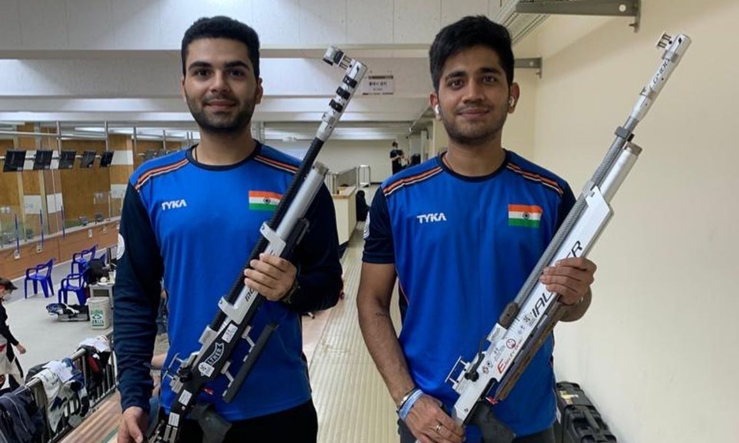 ISSF World Cup: Arjun Babuta, Paarth Makhija qualify for 10m Air Rifle ...