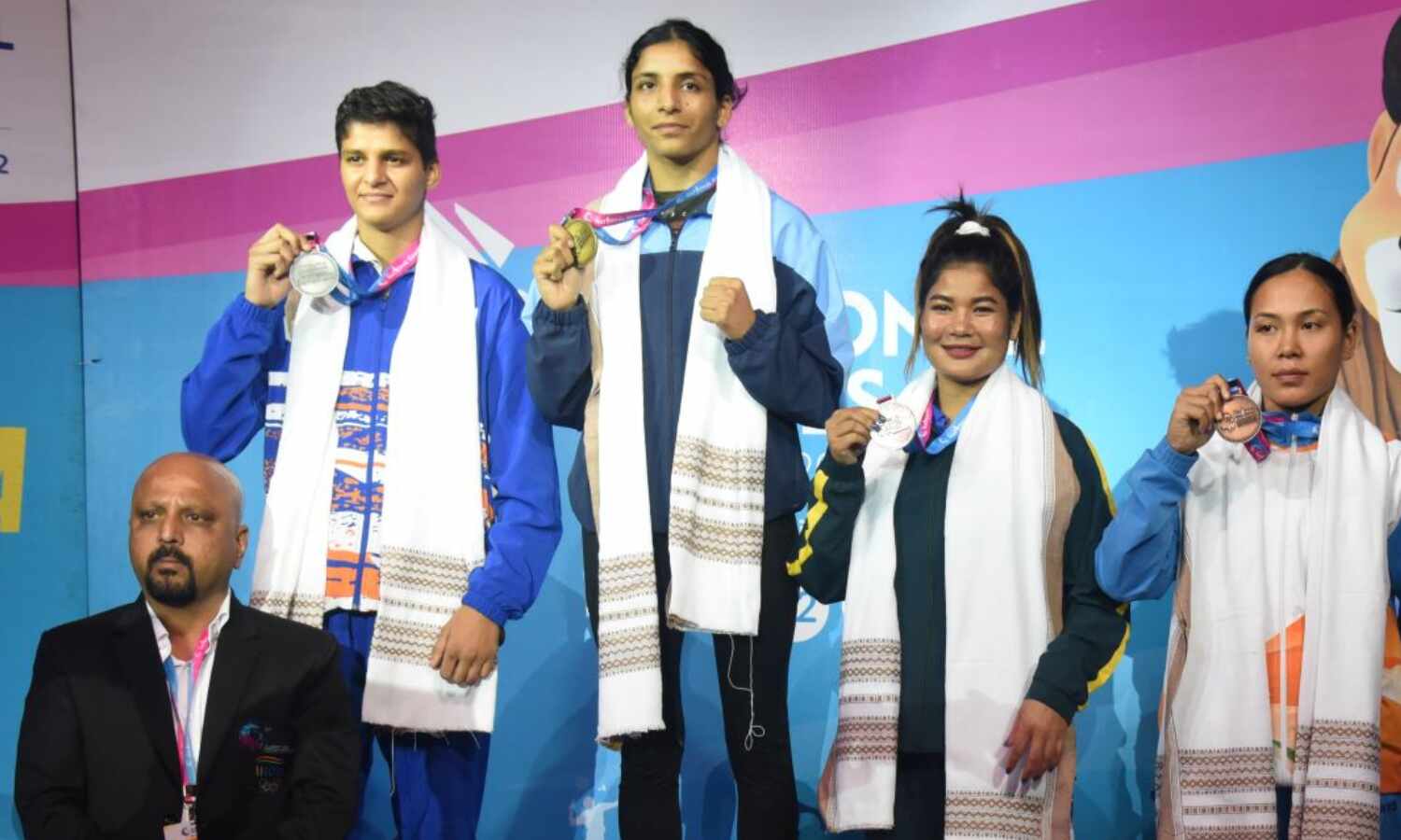 Boxer Simranjeet Kaur bags gold at National Games armed with a ...