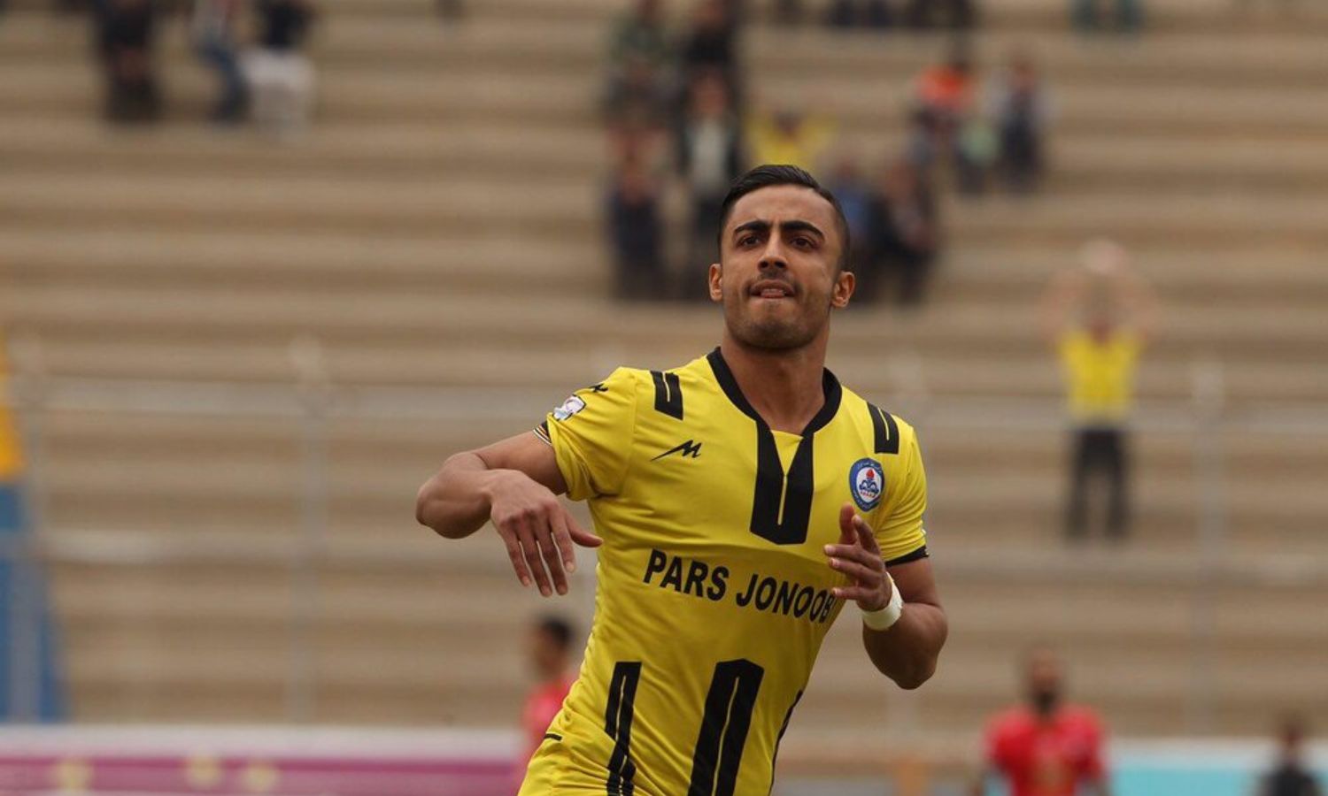 Iranian footballer Omid Singh wants to represent India