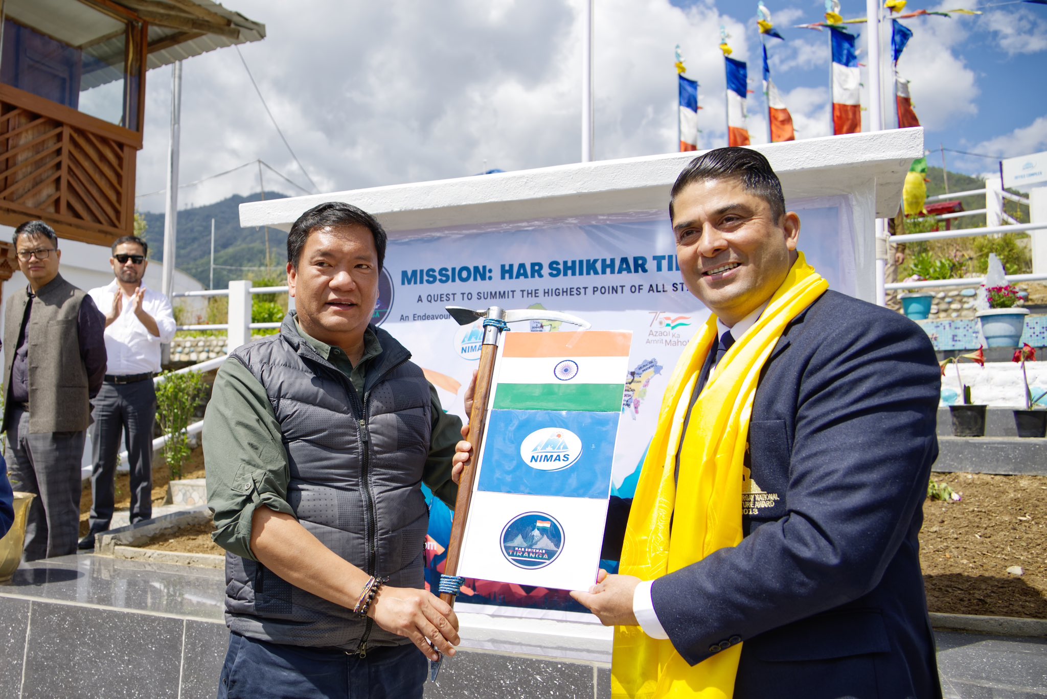 One Man, 28 Peaks - Colonel Ranveer Singh Jamwal's Incredible Climb ...